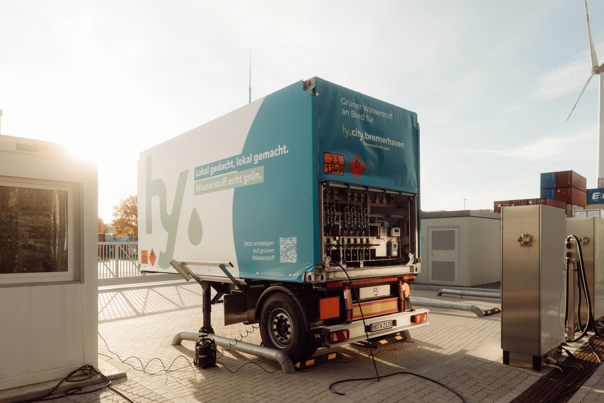 Automating Green Hydrogen with PLCnext Technology